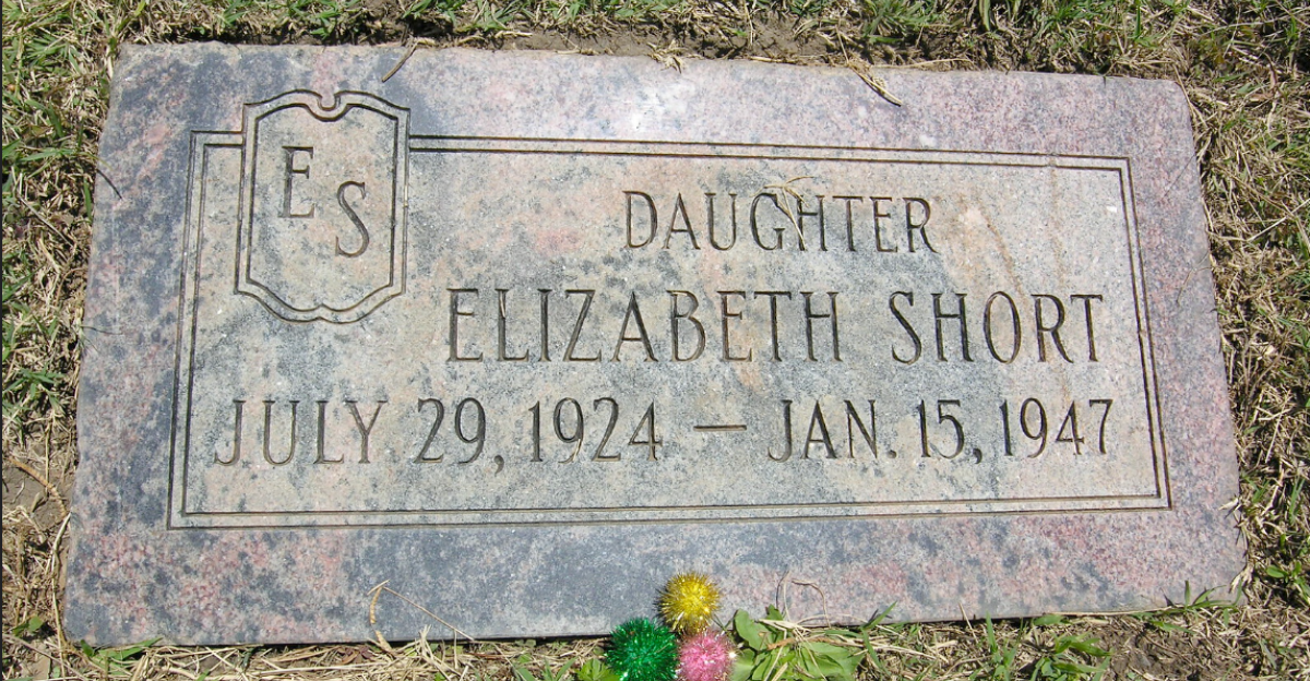 Inside the Brutal Murders That Shaped the True Crime Genre ...