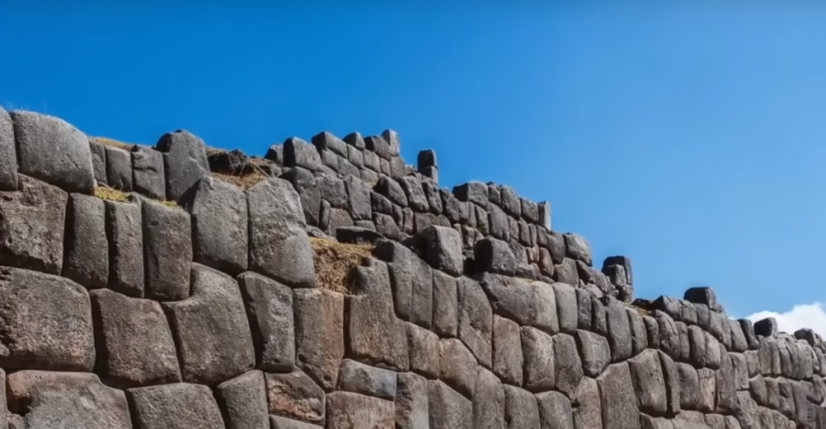 Prehistoric Mega Structure Discovered in Montana Could Be The Oldest In ...