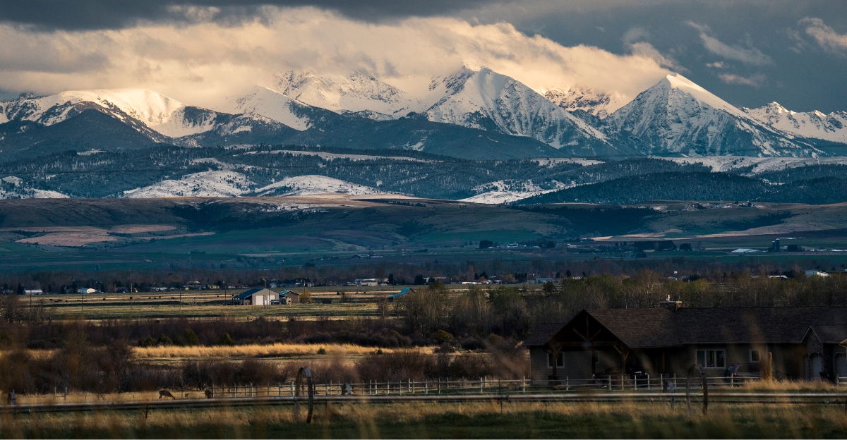Prehistoric Mega Structure Discovered in Montana Could Be The Oldest In ...