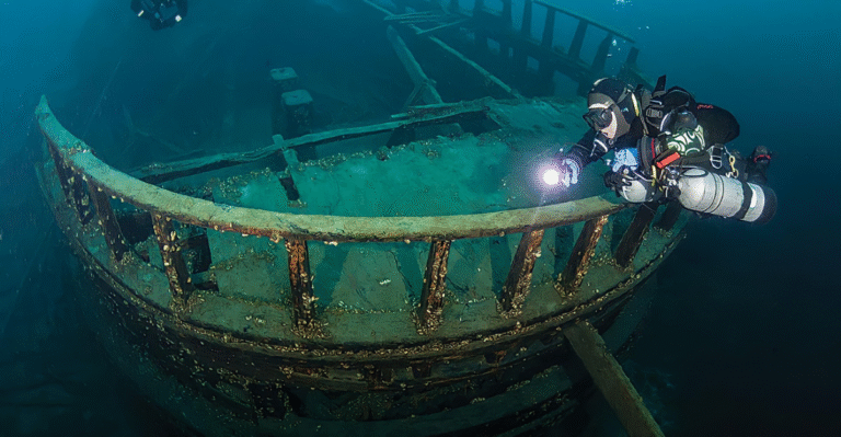 Old Shipwreck Found in Famous American Lake – timelesstaleshq.com